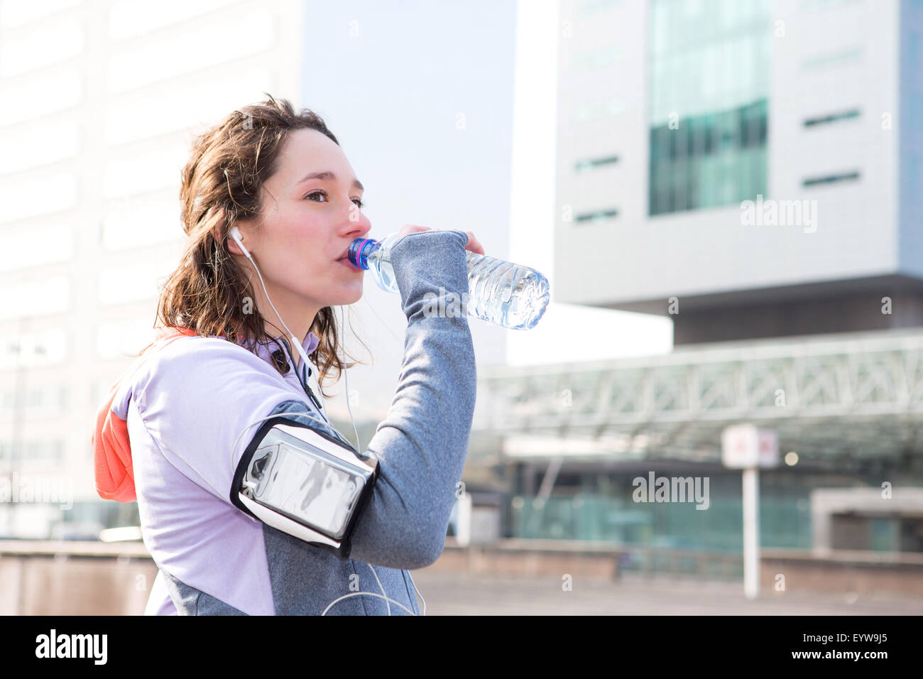 Running drinking city hi-res stock photography and images - Alamy