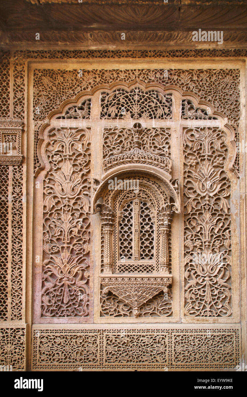 Ornate window facing the courtyard, Mandir Palace Hotel, Jaisalmer ...