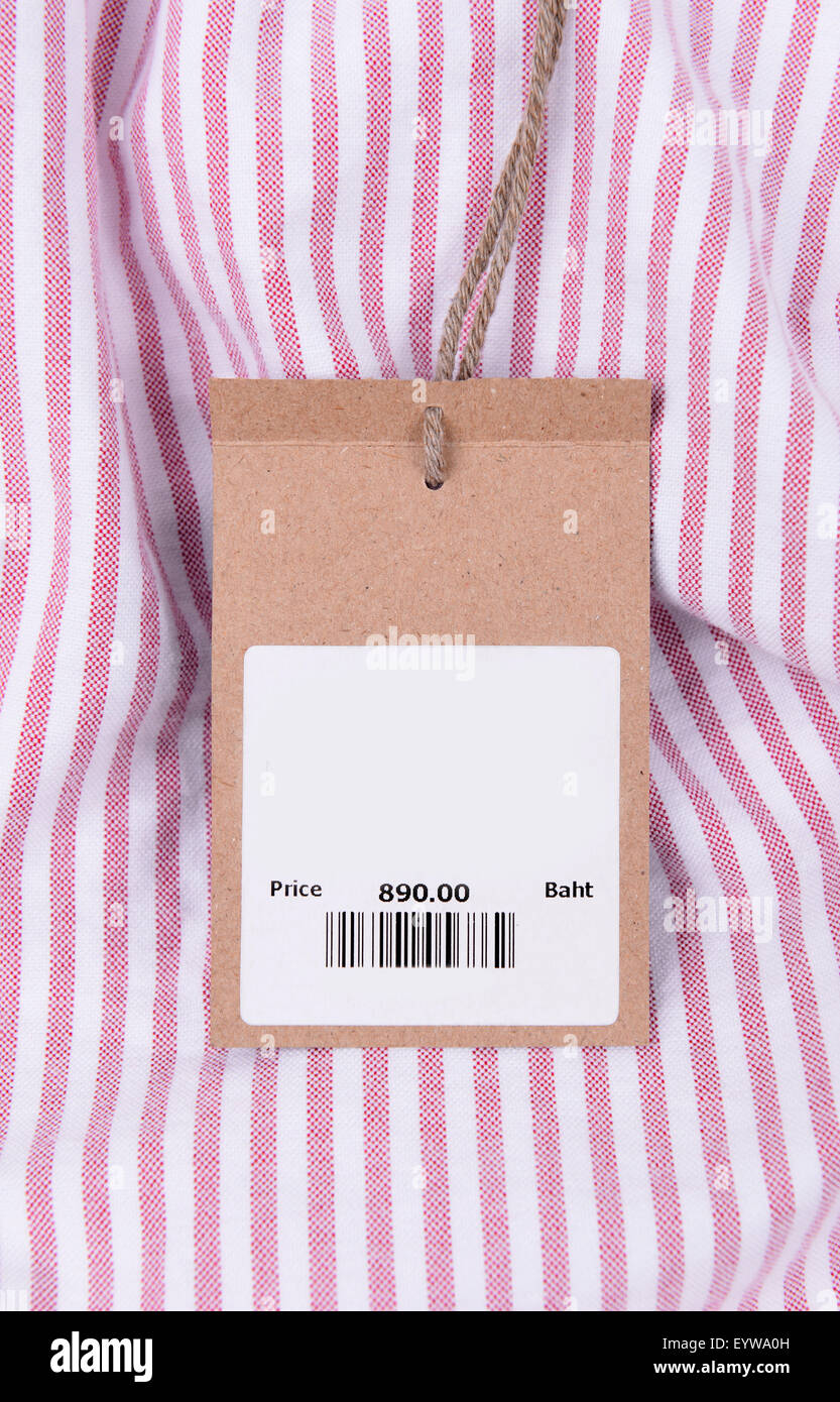 Blank price tag white t shirt hangers hi-res stock photography and ...