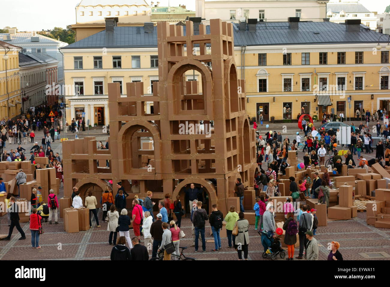 Cardboard skyscrapers hi-res stock photography and images - Alamy