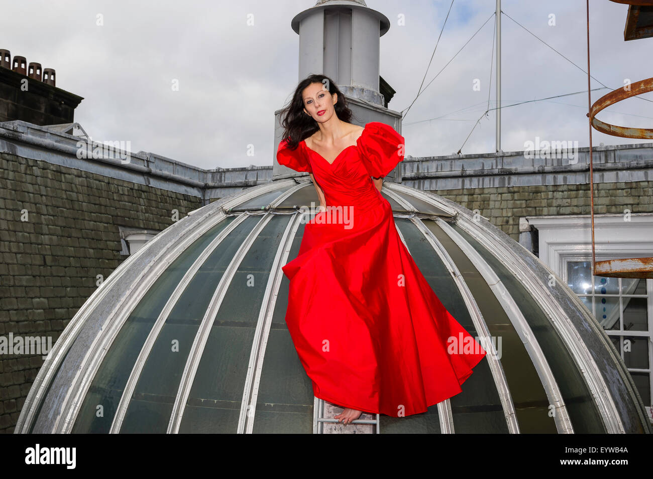 Butoh dance hi-res stock photography and images - Alamy
