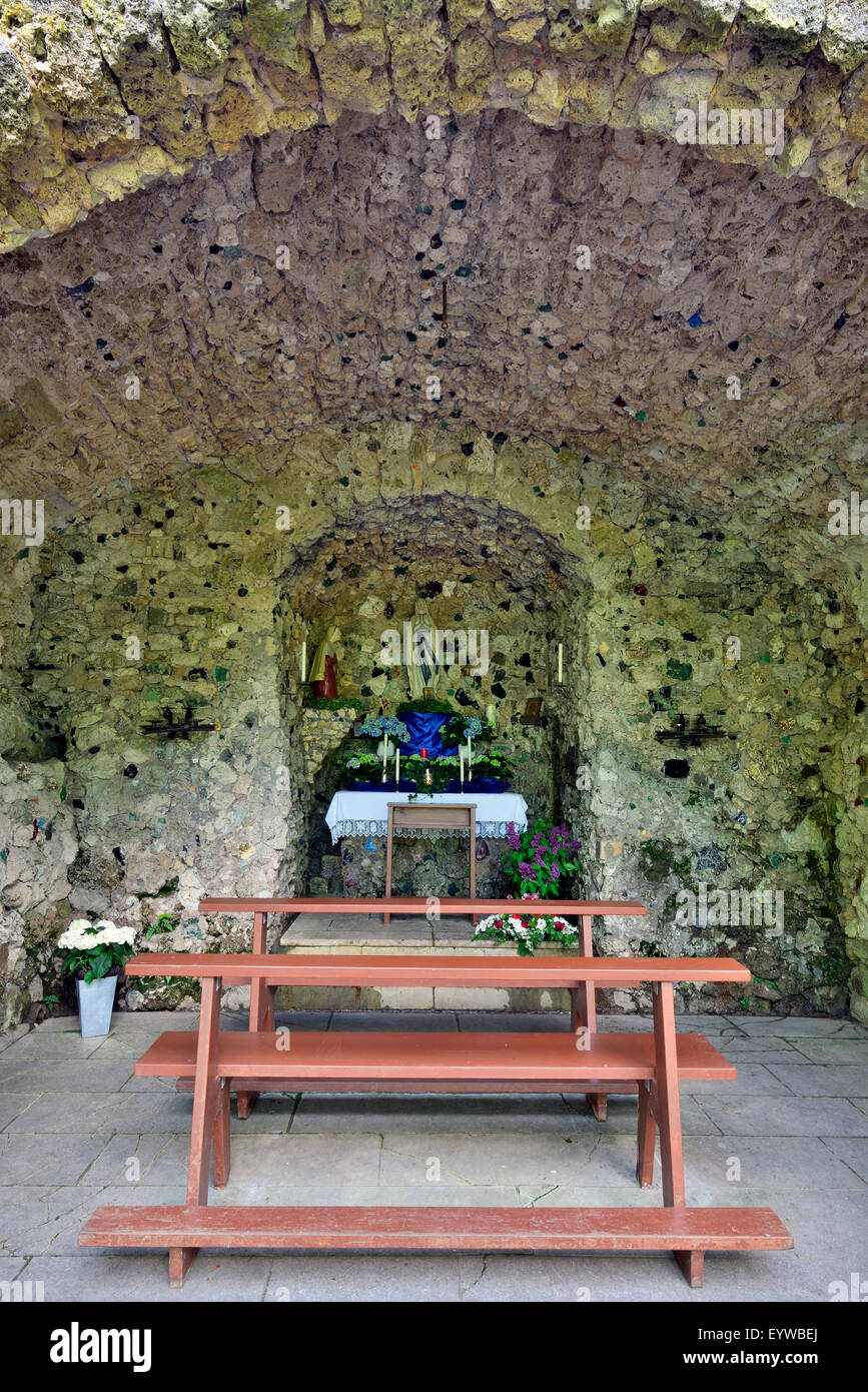 Lourdes grotto at the James church at Hohenberg, Baden-Württemberg ...