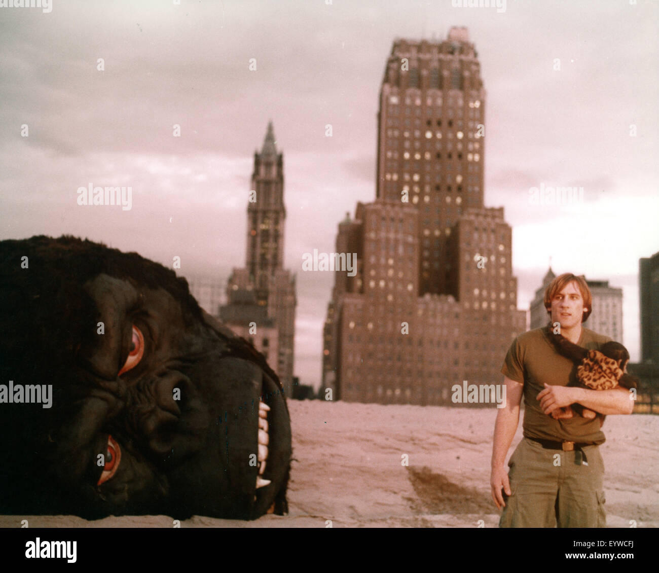 Ciao maschio bye bye monkey 1978 italy france gerard depardieu hi-res stock photography and ...