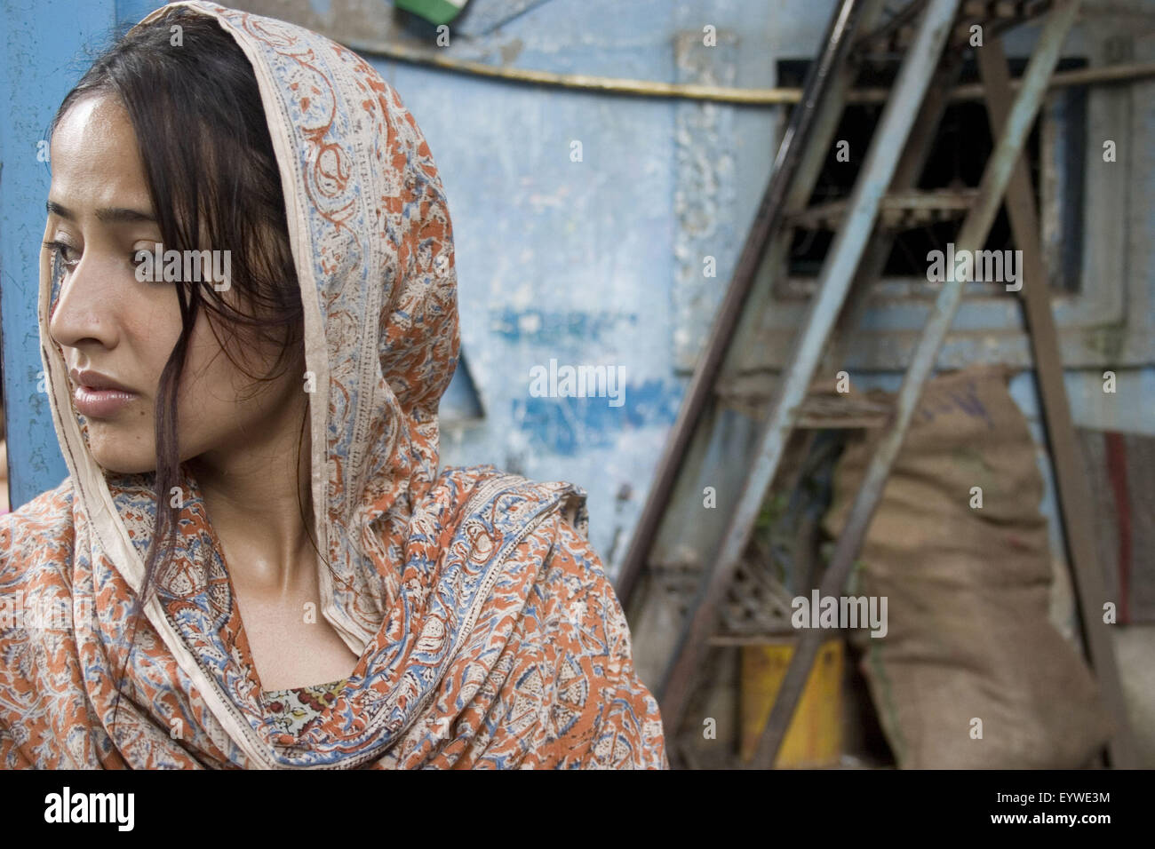 Slumdog Millionaire Year : 2008 UK / India Director : Danny Boyle ...