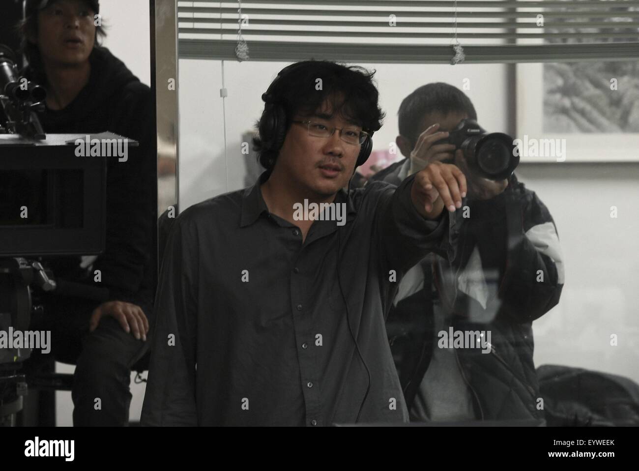 Madeo Mother Year : 2009 South Korea Director : Bong Joon-Ho Bong Joon ...
