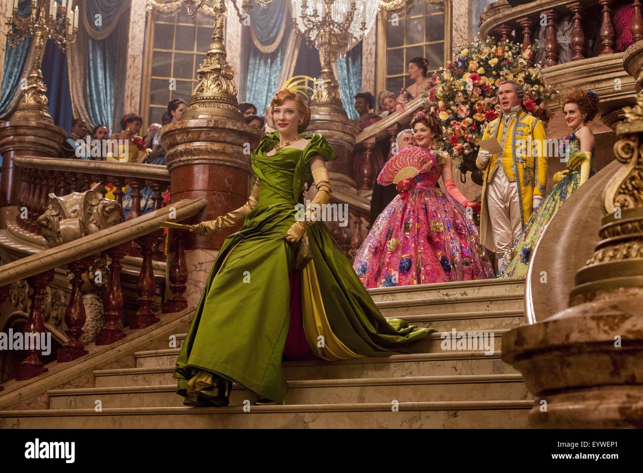 Cinderella ; Year : 2015 USA ; Director : Kenneth Branagh ; Cate ...