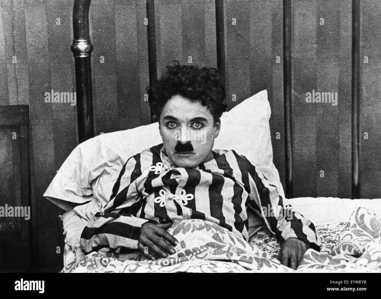 The adventurer chaplin hi-res stock photography and images - Alamy