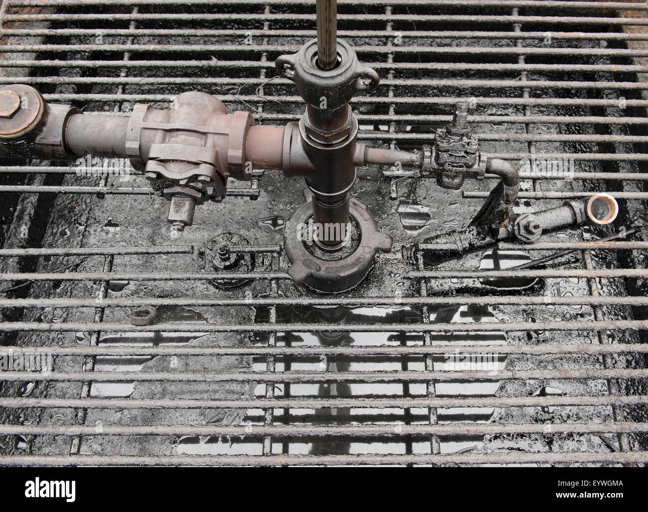 Oil pumping machine hi-res stock photography and images - Alamy