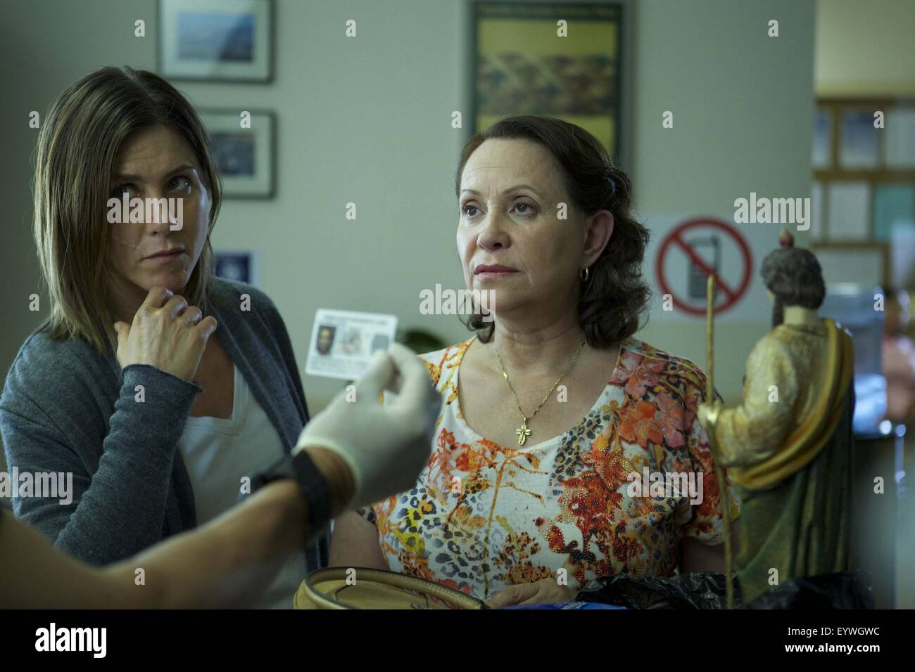 Cake ; Year : 2014 USA ; Director : Daniel Barnz ; Jennifer Aniston ...