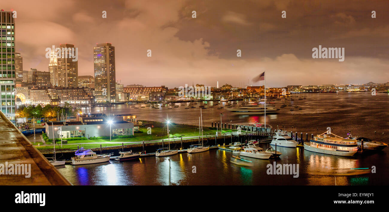 Harbor view at dusk hi-res stock photography and images - Alamy