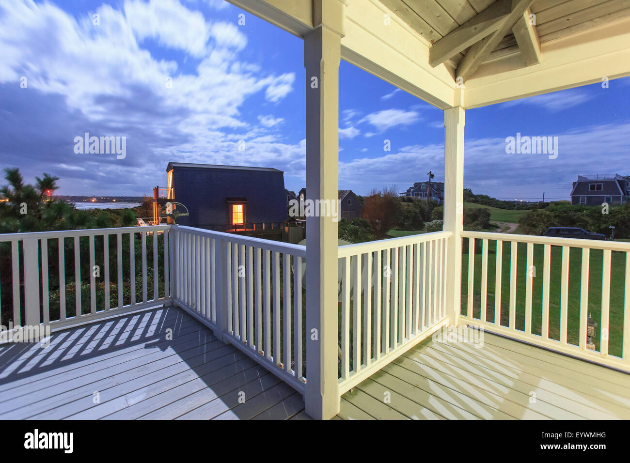 Deck night home hi-res stock photography and images - Alamy
