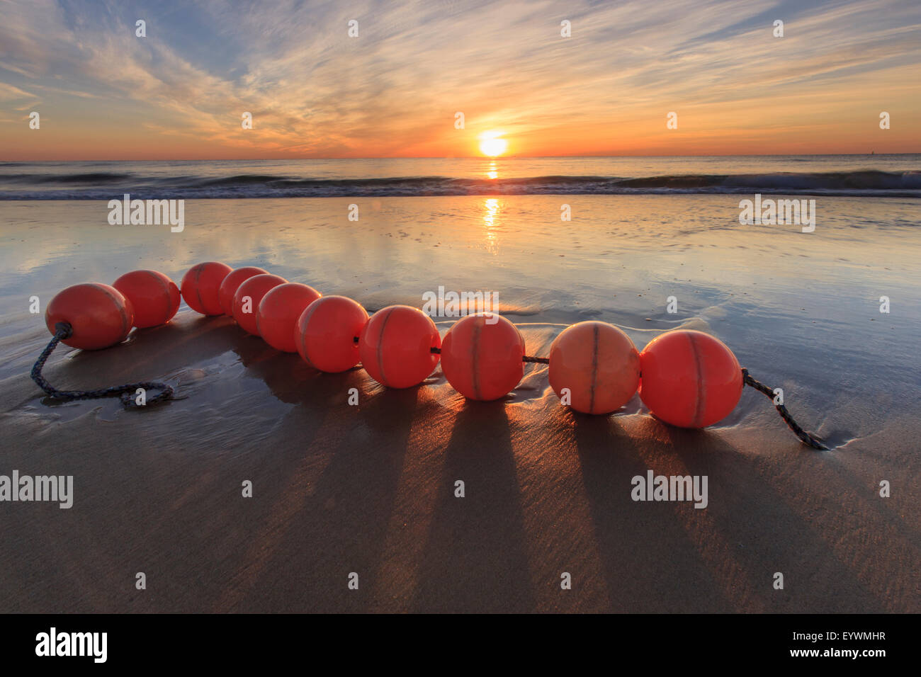 Scalloping hi-res stock photography and images - Alamy