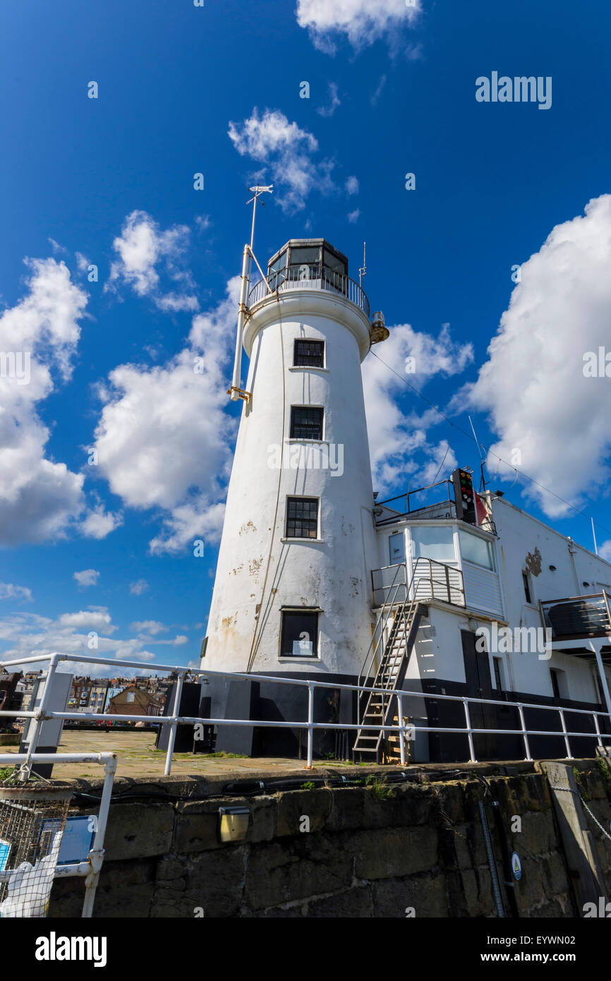 Scarborough lighthouse hi-res stock photography and images - Alamy