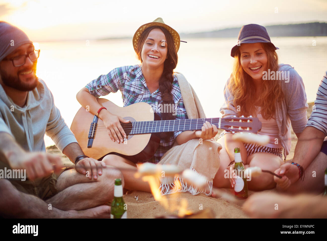 Singing on the beach hi-res stock photography and images - Alamy