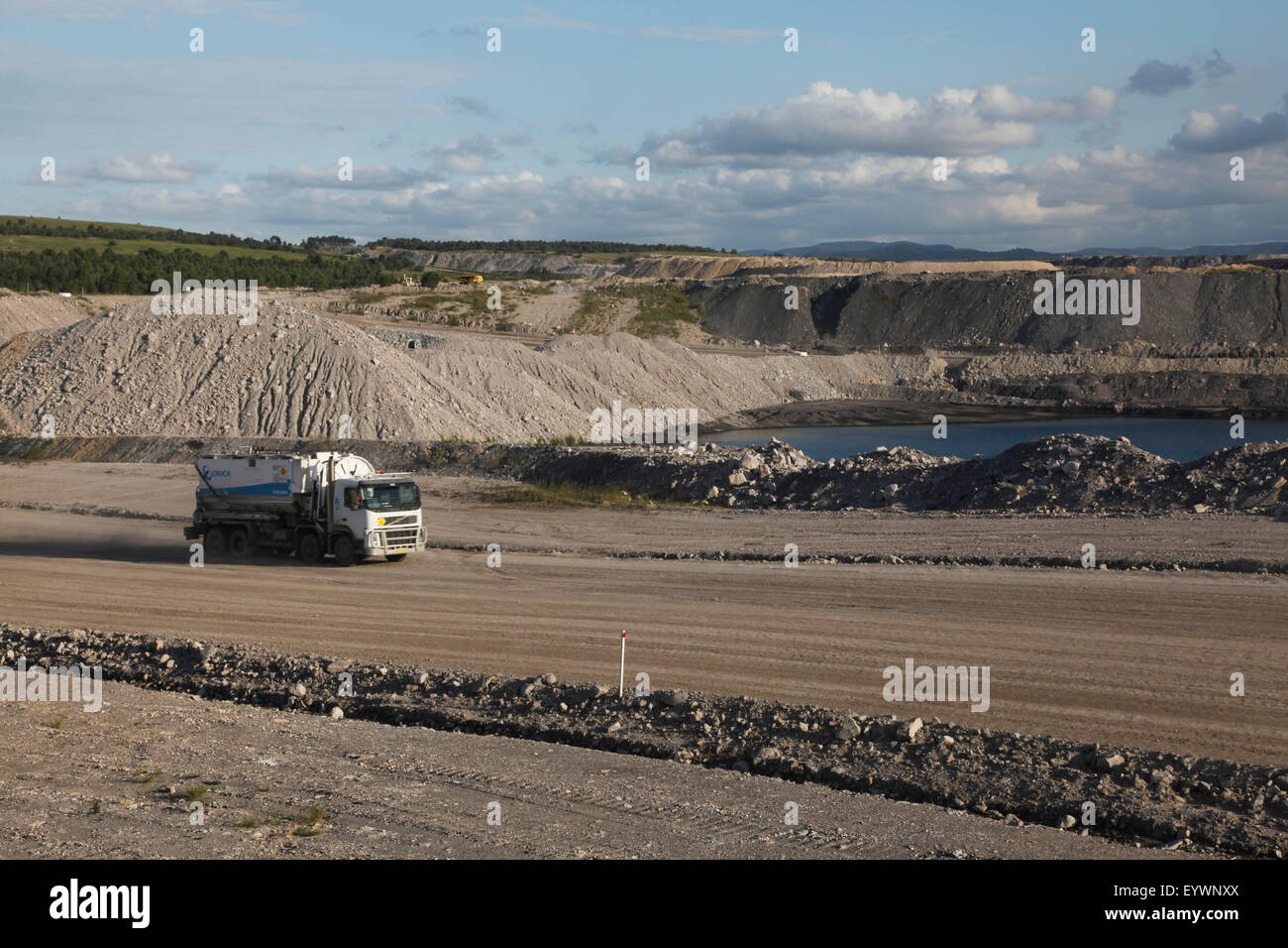 Open cast coal mine hi-res stock photography and images - Alamy