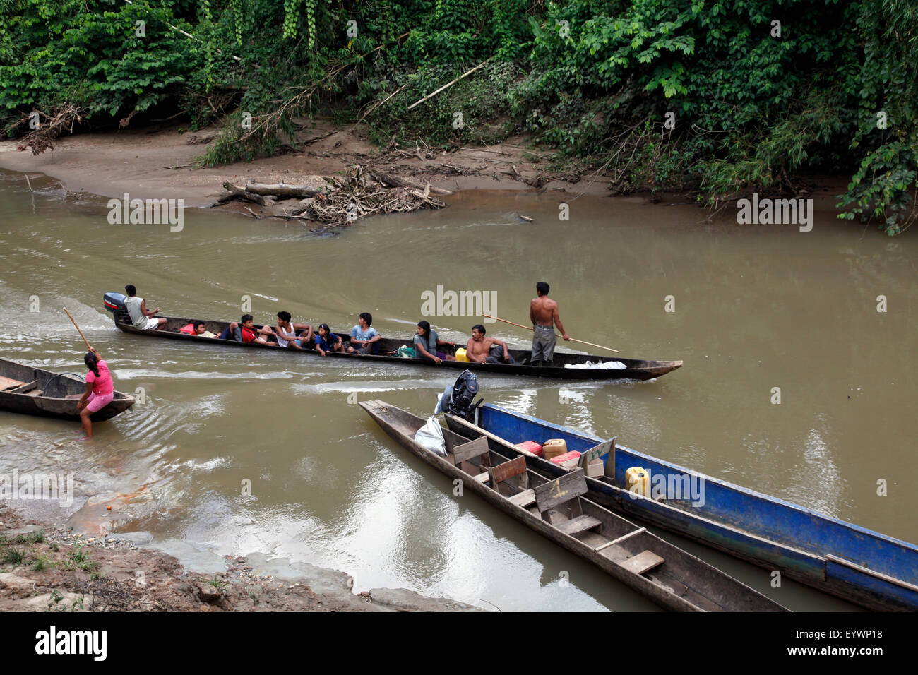 Huaorani people hi-res stock photography and images - Alamy