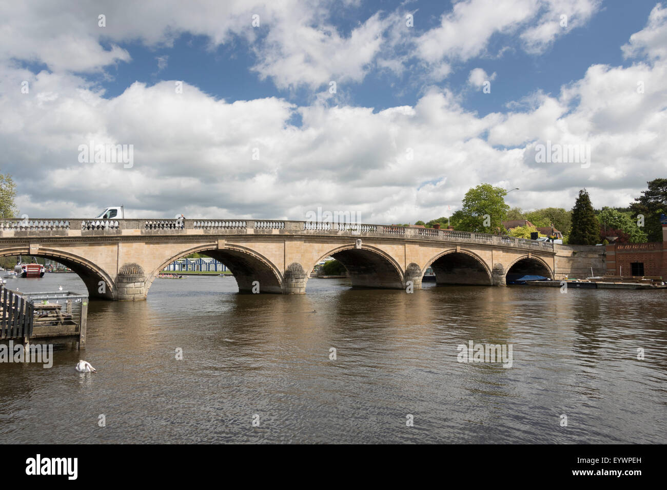 Bridge over the Thames, Henley on Thames, Oxfordshire, England, United ...