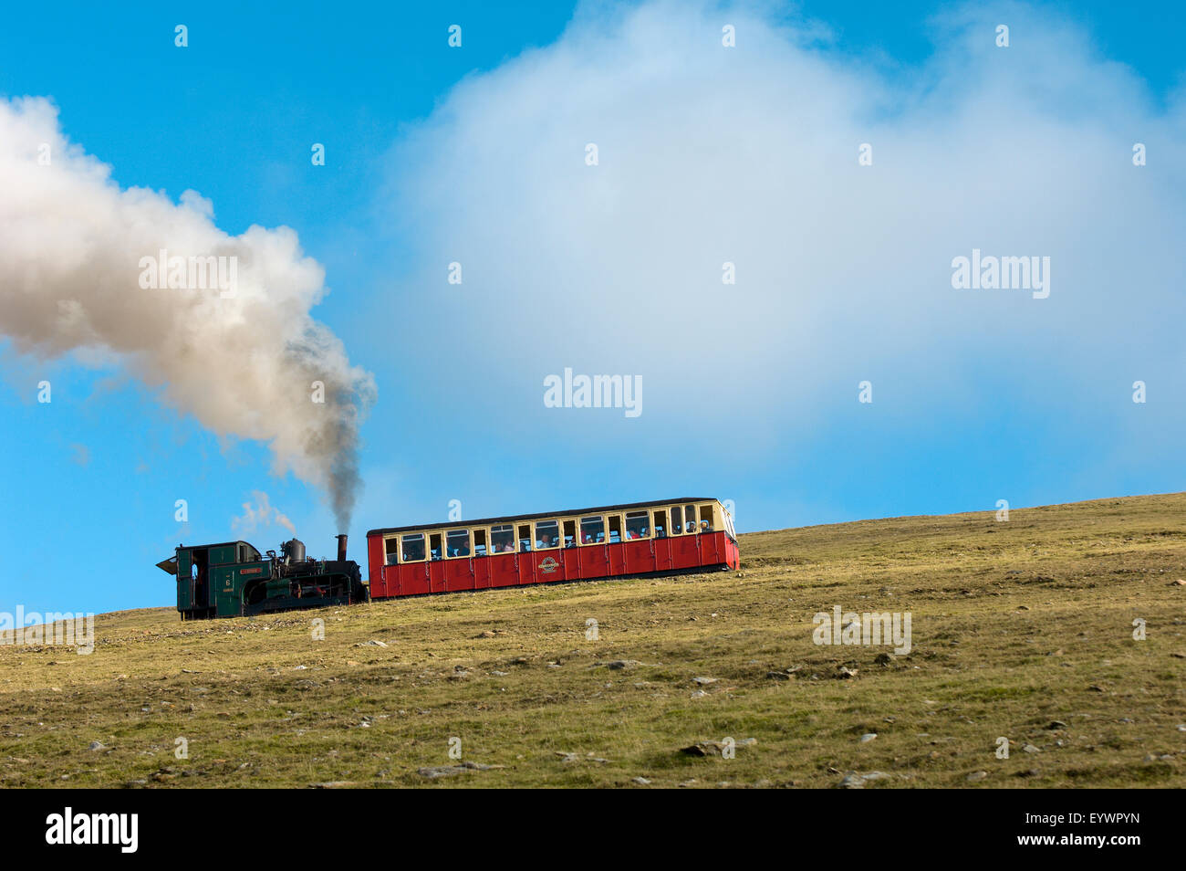 Steam train on route between Llanberis and the summit of Mount Snowdon ...