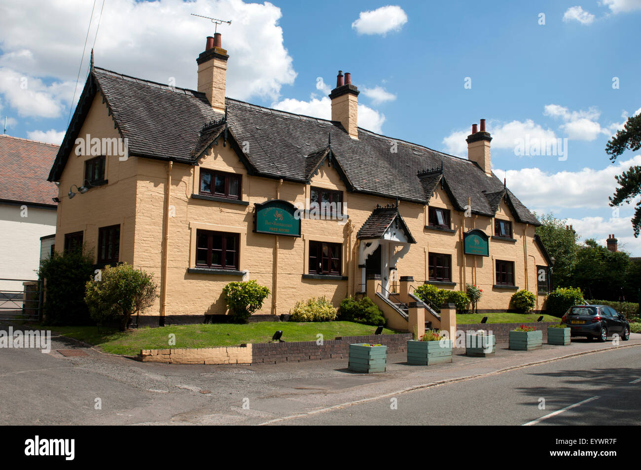 The Golden Lion Hotel, Easenhall, Warwickshire, England, UK Stock Photo ...