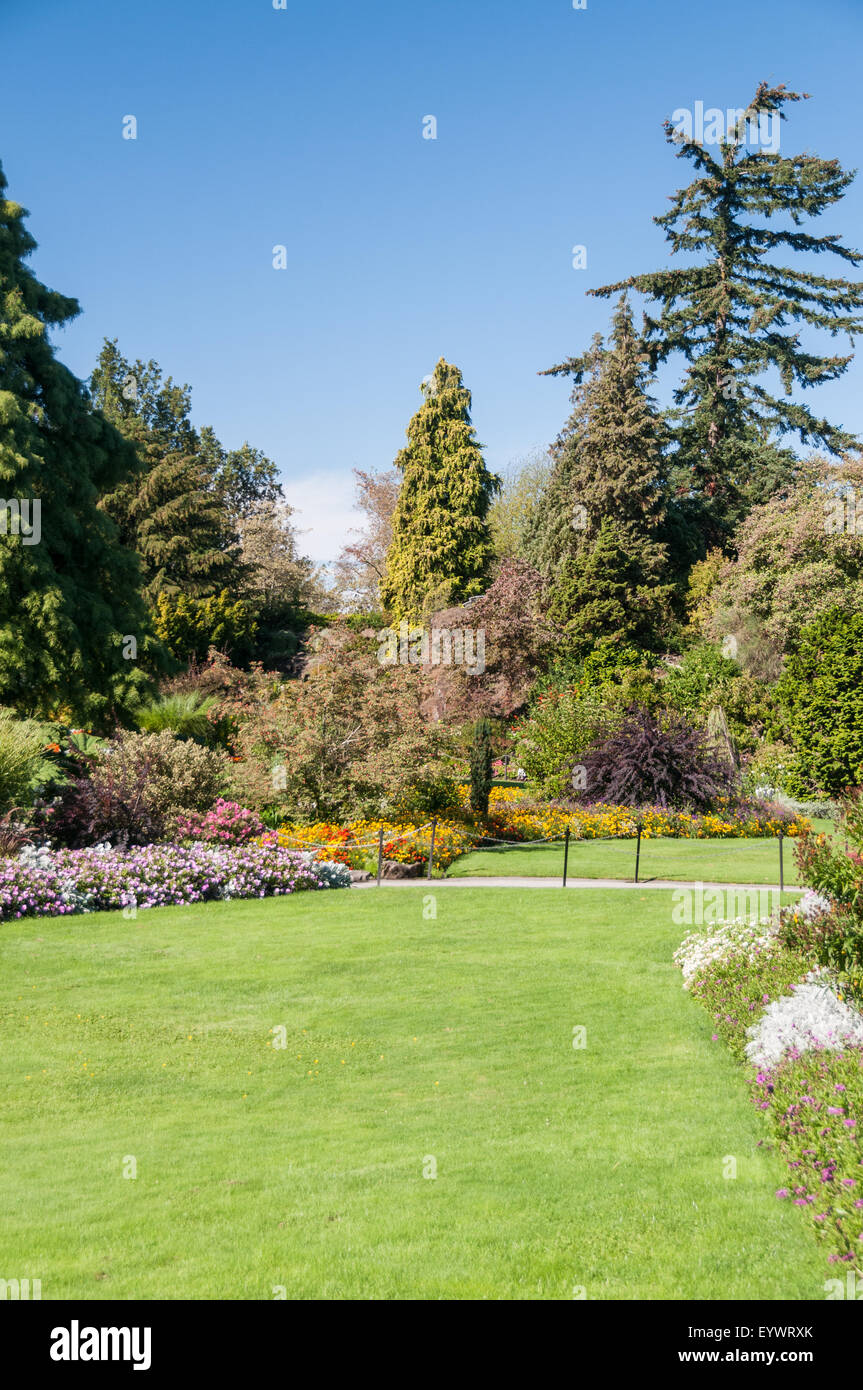 Queen elizabeth park vancouver bridge hi-res stock photography and ...