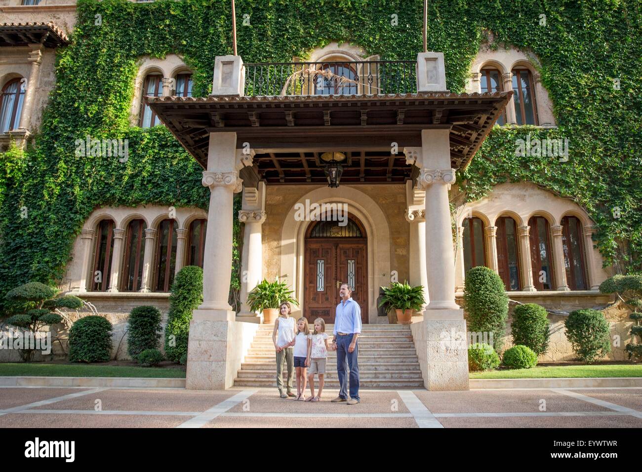 Marivent palace hi-res stock photography and images - Alamy