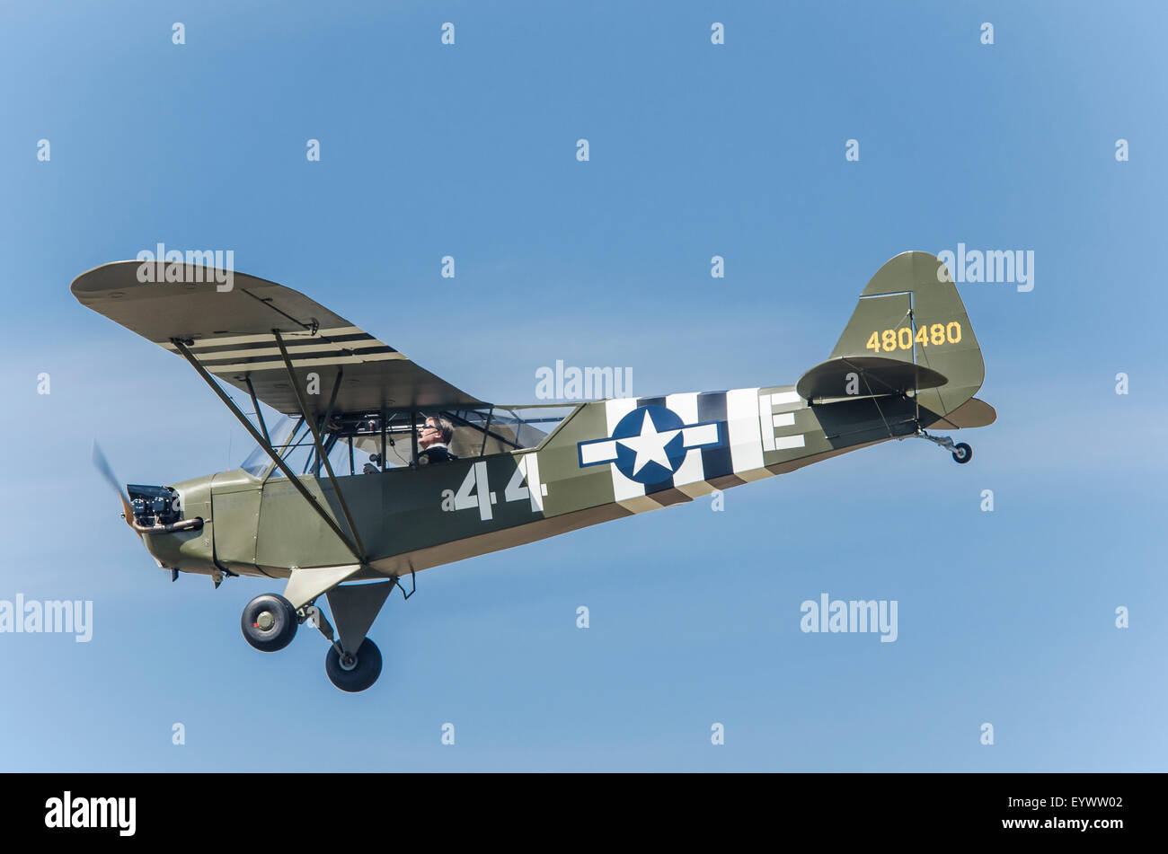 Piper cub military hi-res stock photography and images - Alamy