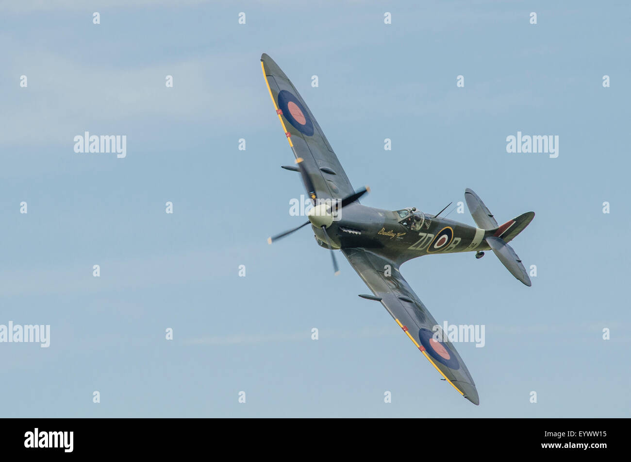 Supermarine Spitfire Mk IX MH434 Stock Photo - Alamy