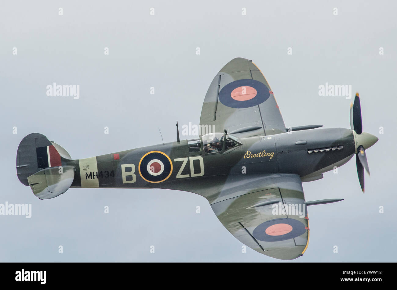 Supermarine Spitfire Mk IX MH434 Stock Photo - Alamy