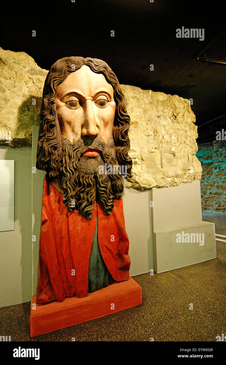 Christ statue on the stone Stock Photo - Alamy