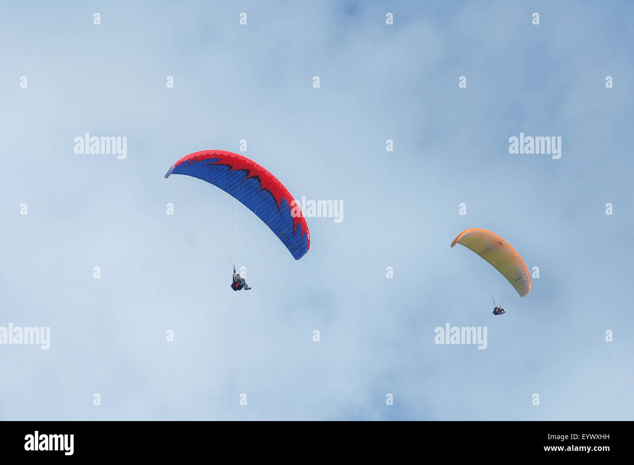 Hang glider training hi-res stock photography and images - Alamy