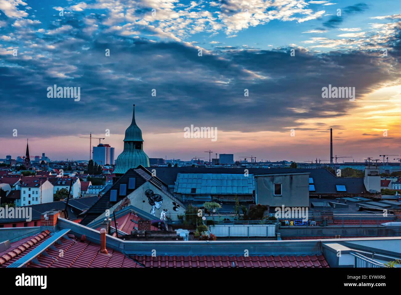 Berlin sunset view from apartment building rooftop. Dramatic evening ...