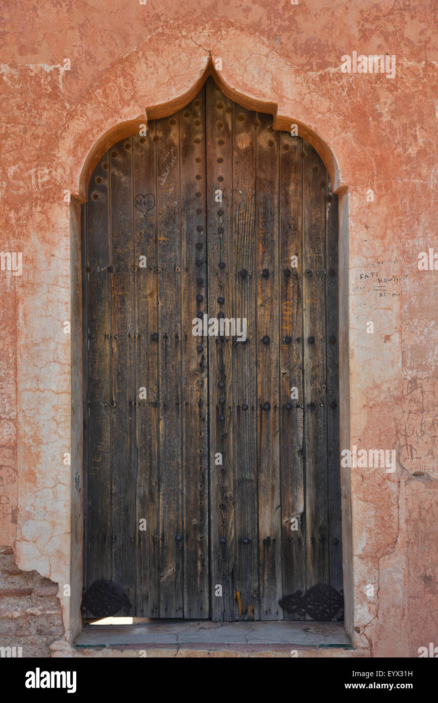 Wood door-Menara parc in Marrakech-Morocco Stock Photo - Alamy