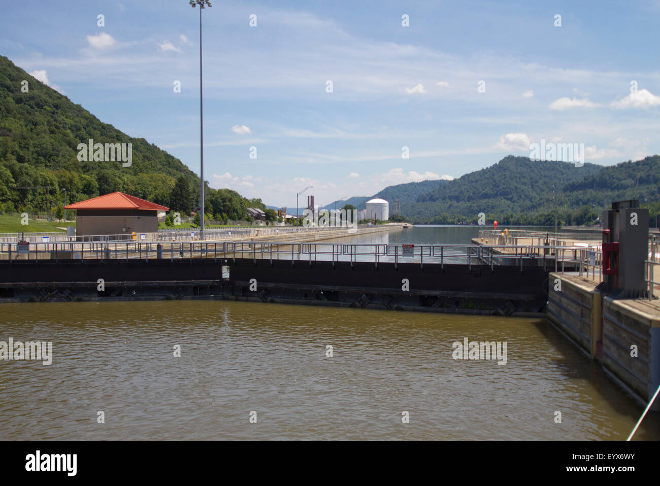 Lock and dams hi-res stock photography and images - Alamy