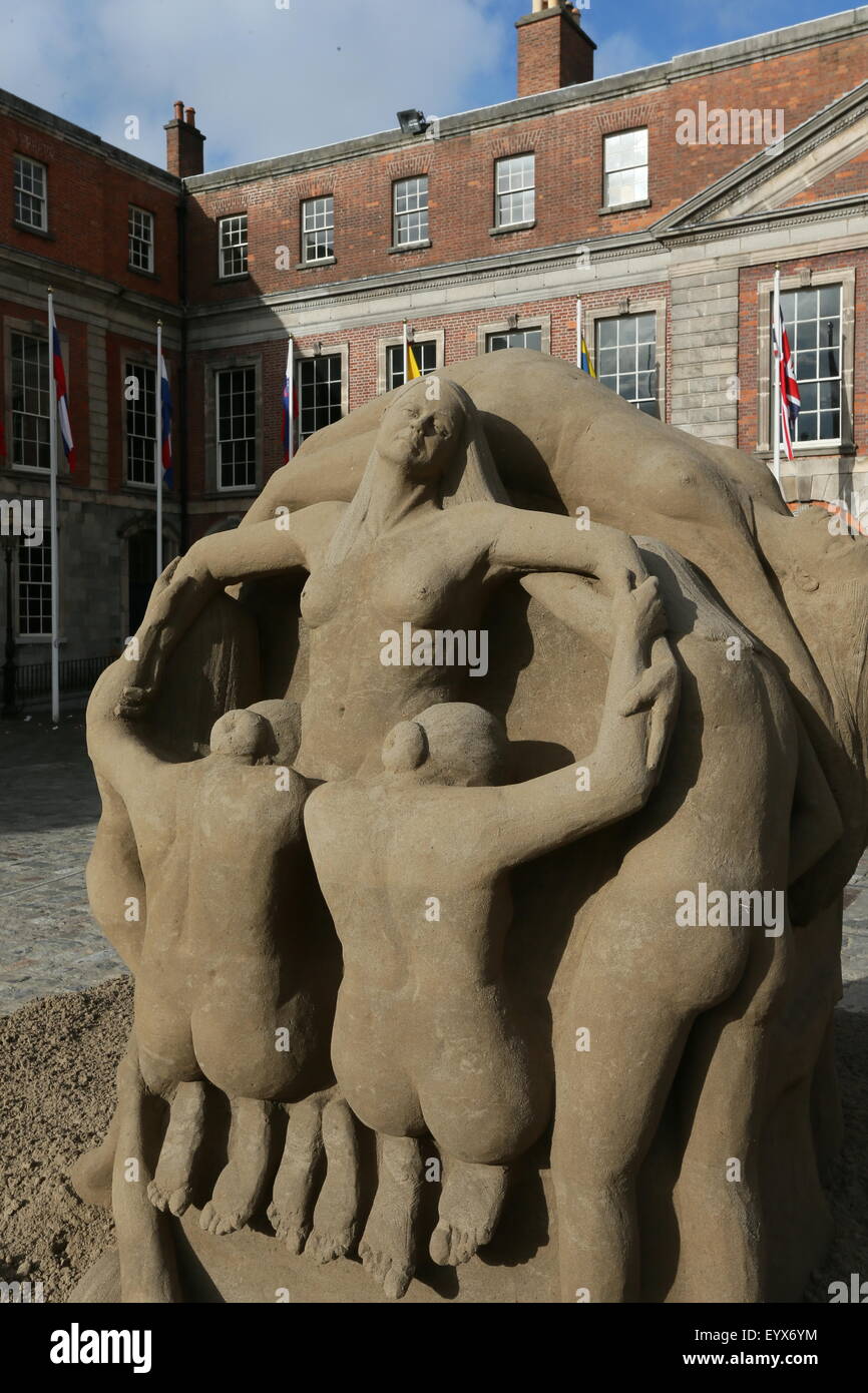 Irish sculptors hi-res stock photography and images - Alamy