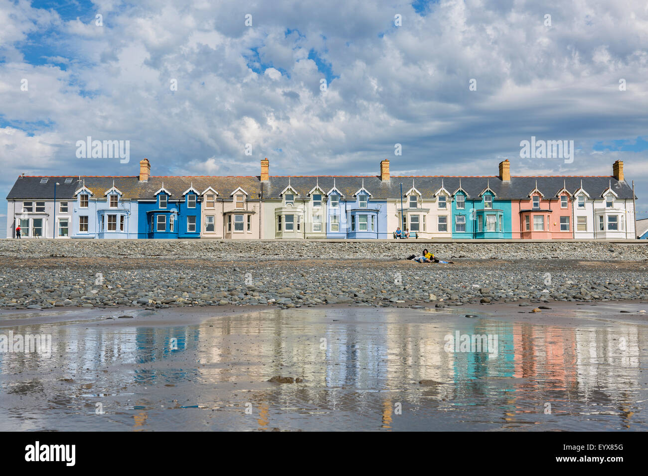 Borth houses hi-res stock photography and images - Alamy