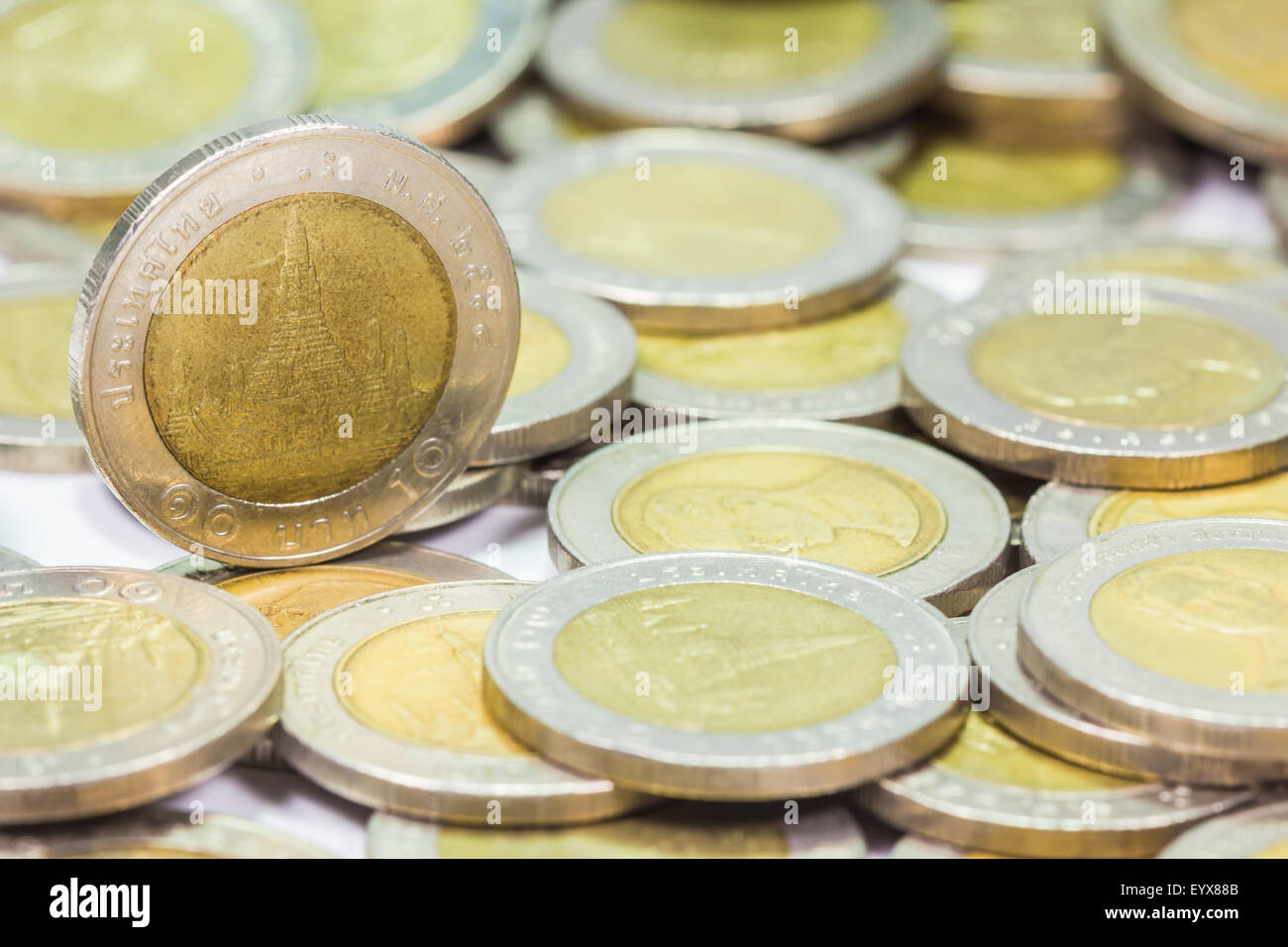 Coins of Thailand. Wat Arun Temple in Bangkok, Thailand, depicted in ...