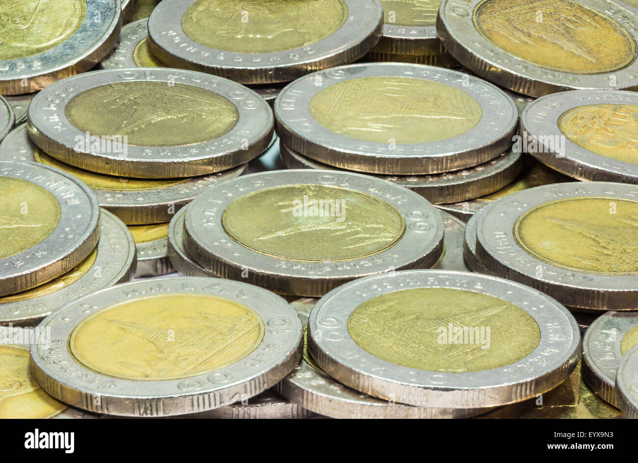 Coins of Thailand. Wat Arun Temple in Bangkok, Thailand, depicted in ...