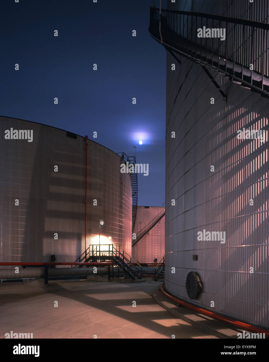 tank farm at night Stock Photo - Alamy