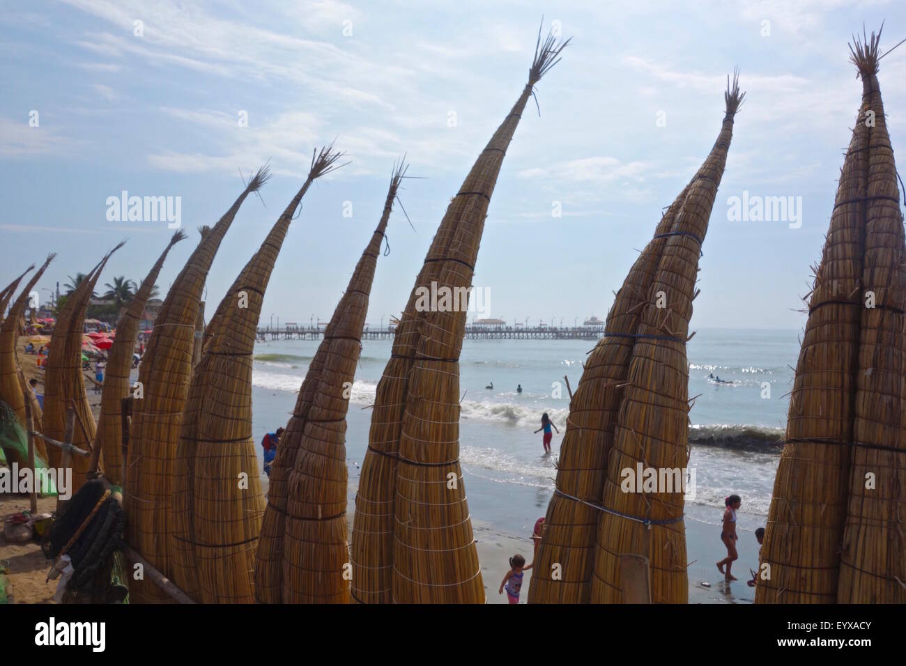 Surfing caballito de totora hi-res stock photography and images - Alamy