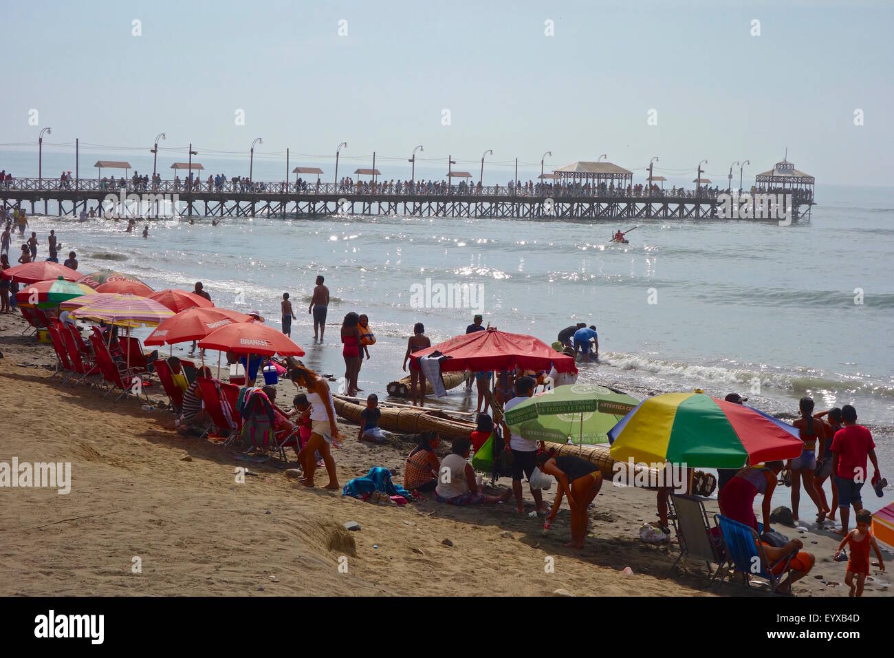 Playa de huanchaco hi-res stock photography and images - Alamy