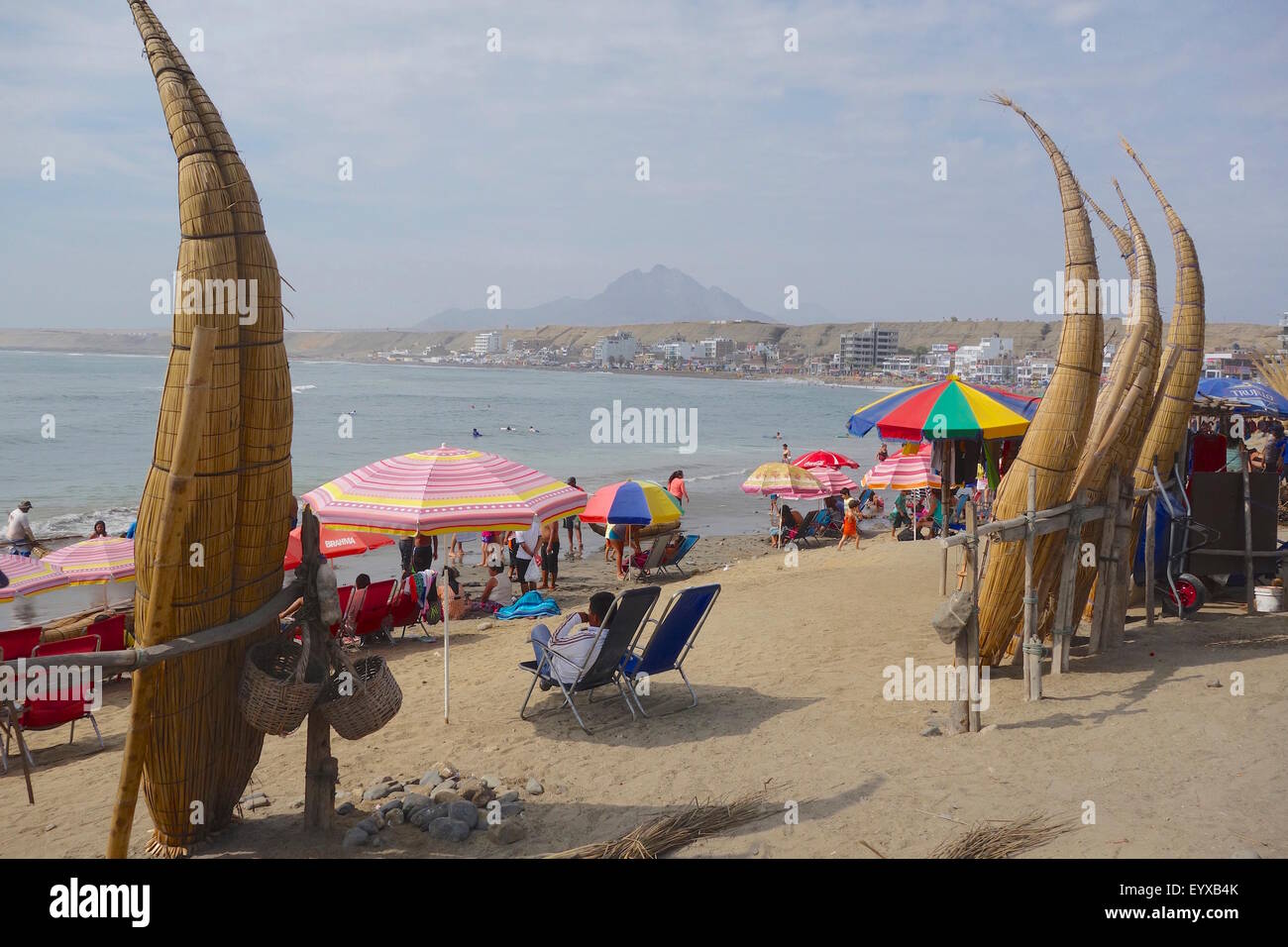 Surfing caballito de totora hi-res stock photography and images - Alamy