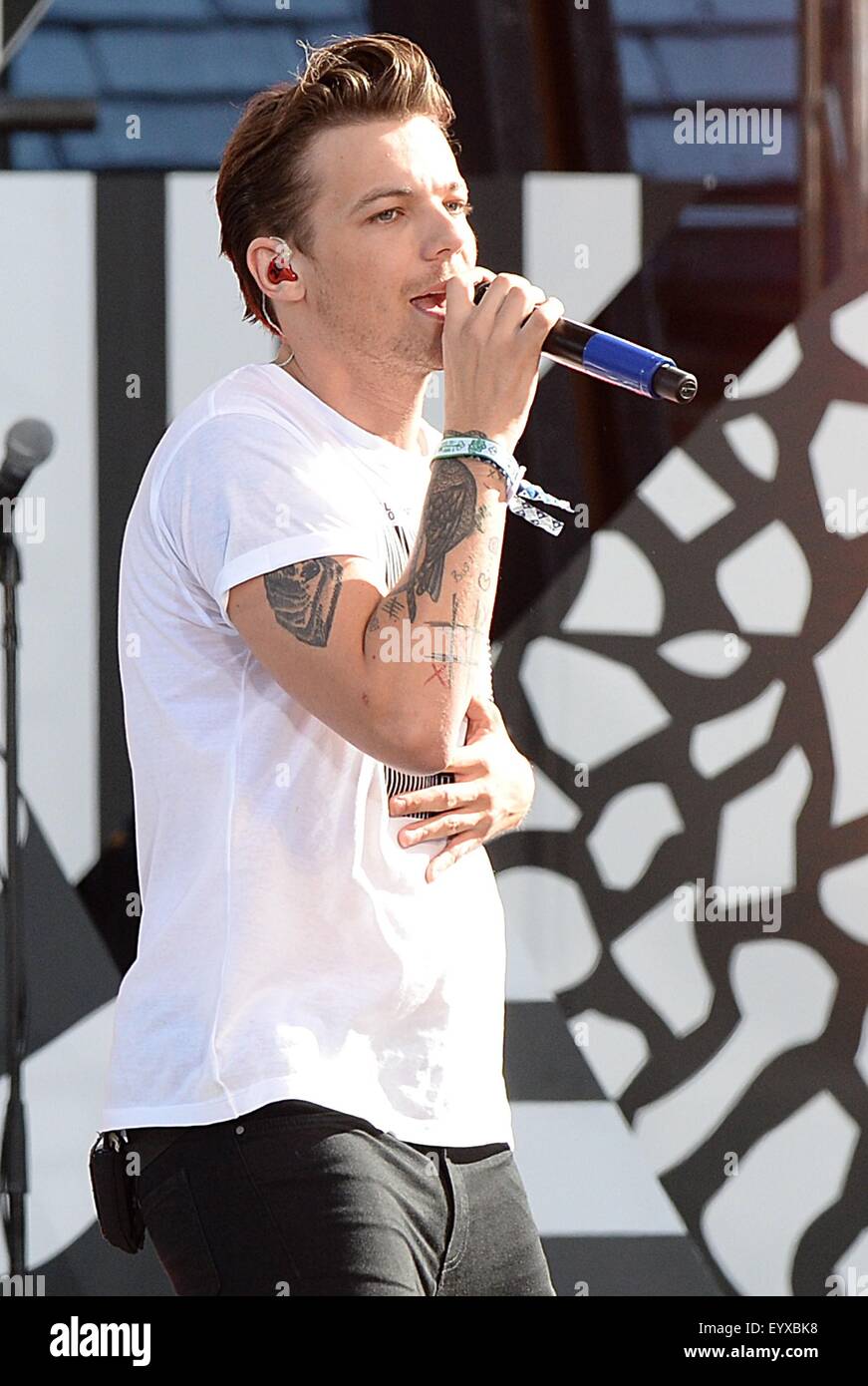 New York, NY, USA. 4th Aug, 2015. Louis Tomlinson, One Direction on ...