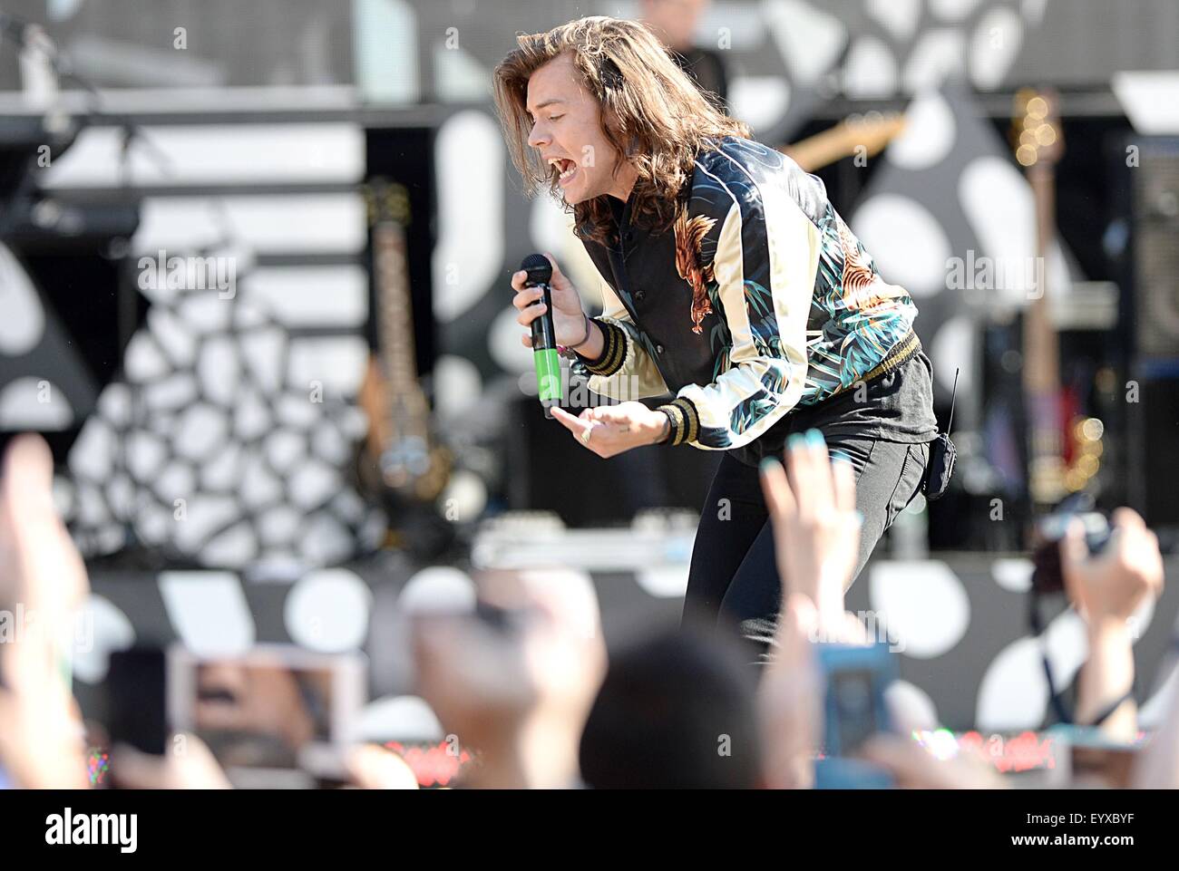 New York, NY, USA. 4th Aug, 2015. Harry Styles, One Direction on stage ...