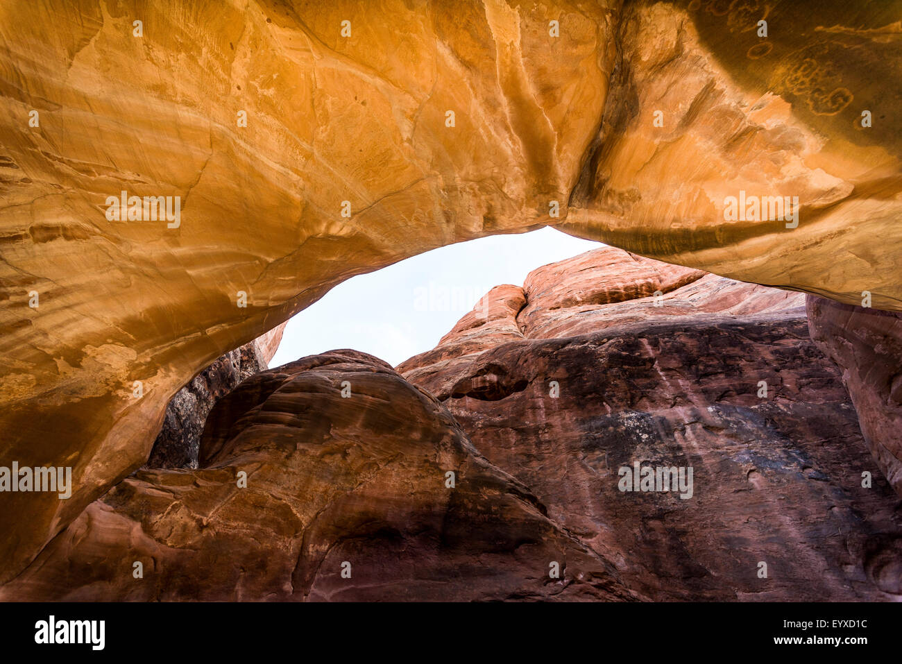 Sandstone window hi-res stock photography and images - Alamy