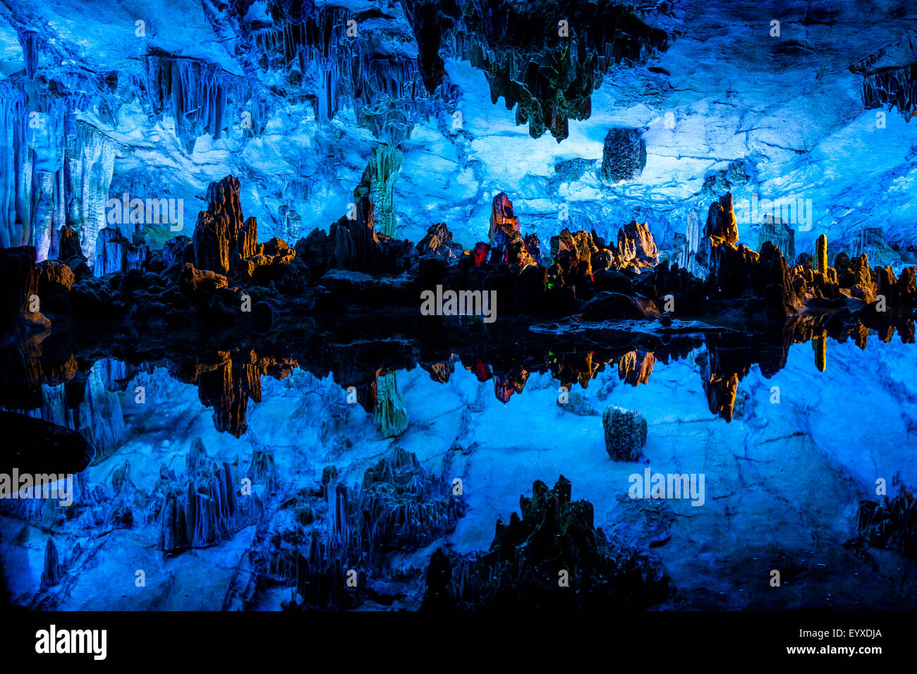 Reed flute cave china people hi-res stock photography and images - Alamy