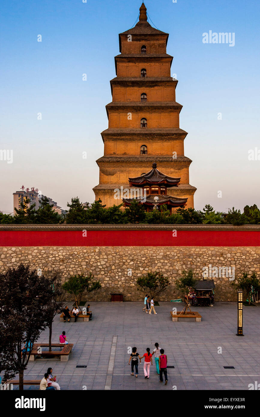 Big Wild Goose Pagoda, Xi'an, Shaanxi Province, China Stock Photo - Alamy