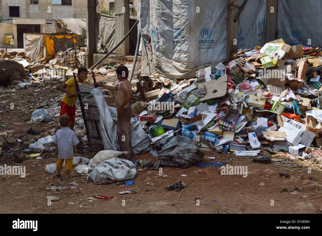 Syrian children hi-res stock photography and images - Alamy
