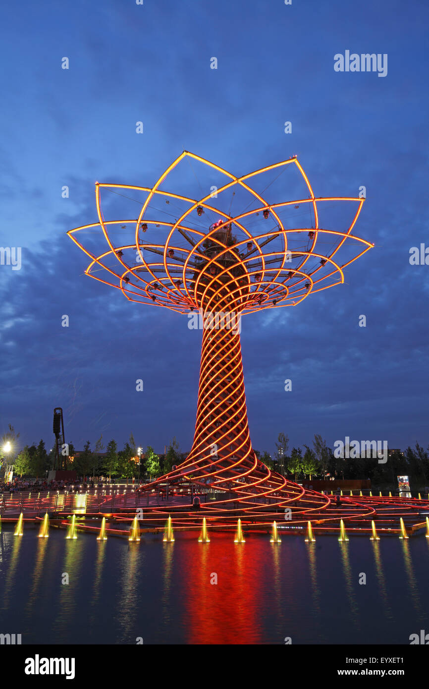 The Tree of Life at Lake Arena at Milan Expo 2015, Milan, Italy Stock ...