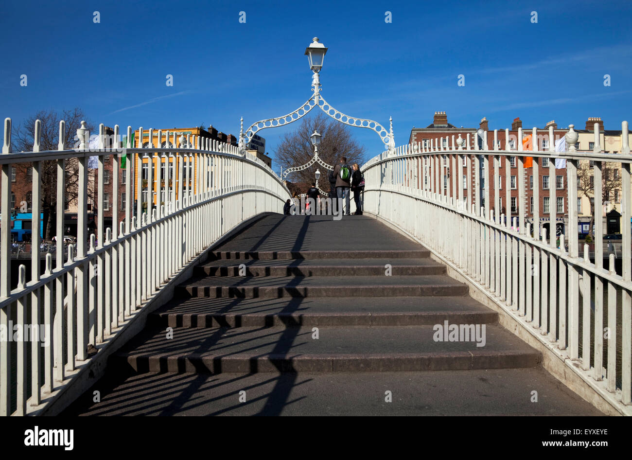 The Ha'penny Bridge (Originally called the Wellington Bridge) built ...