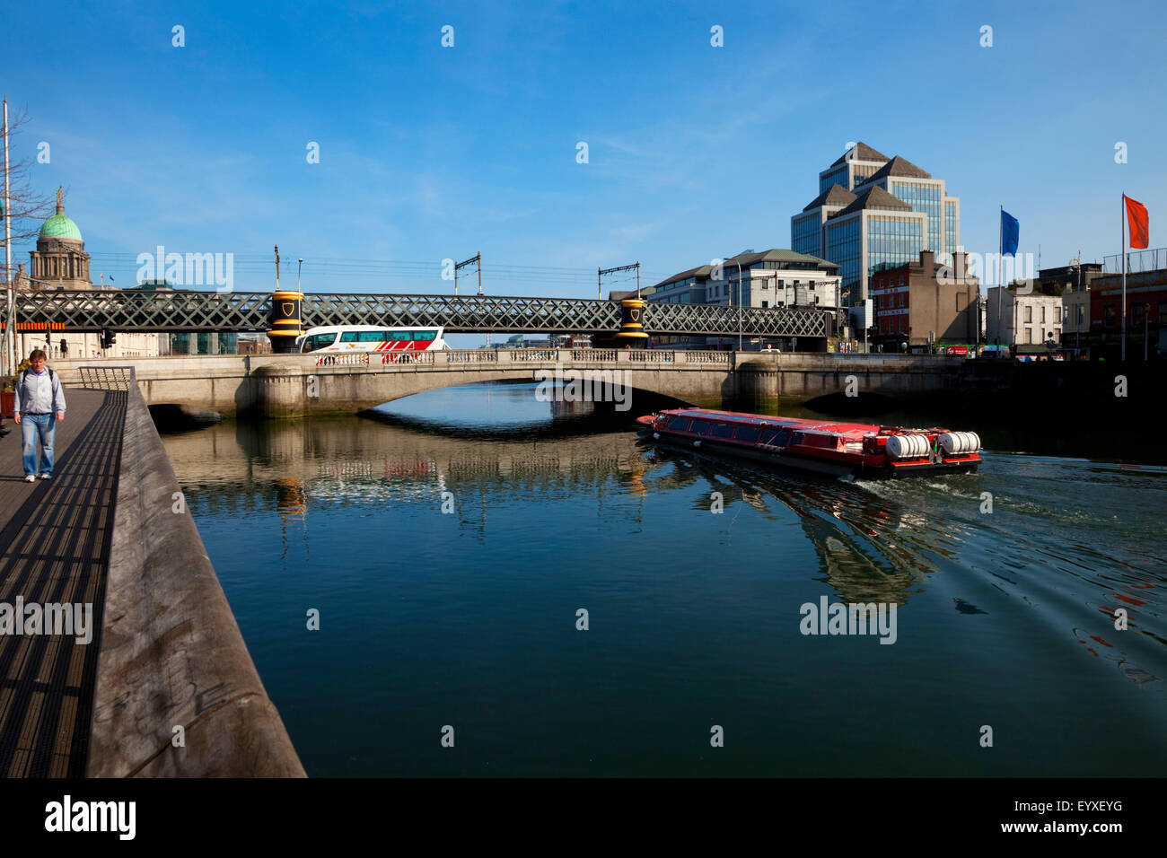 River Cruiser going through the Butt Bridge, then Loopline Bridge. And ...